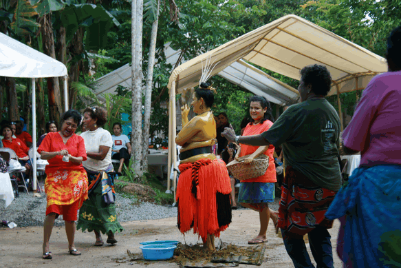 Palau Women Dance Tonight Is The Season Opening Of The Palau Les Arts
